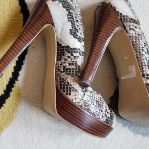 Guess | Shoes | Guess Snake Textured Phatform Heels | Poshmark